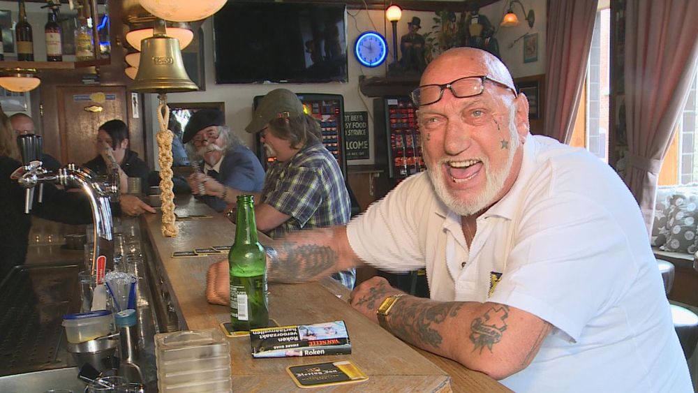 Vlaardingse zeebonk 'Dolle Dries' van der Velden (76) overleden - Rijnmond