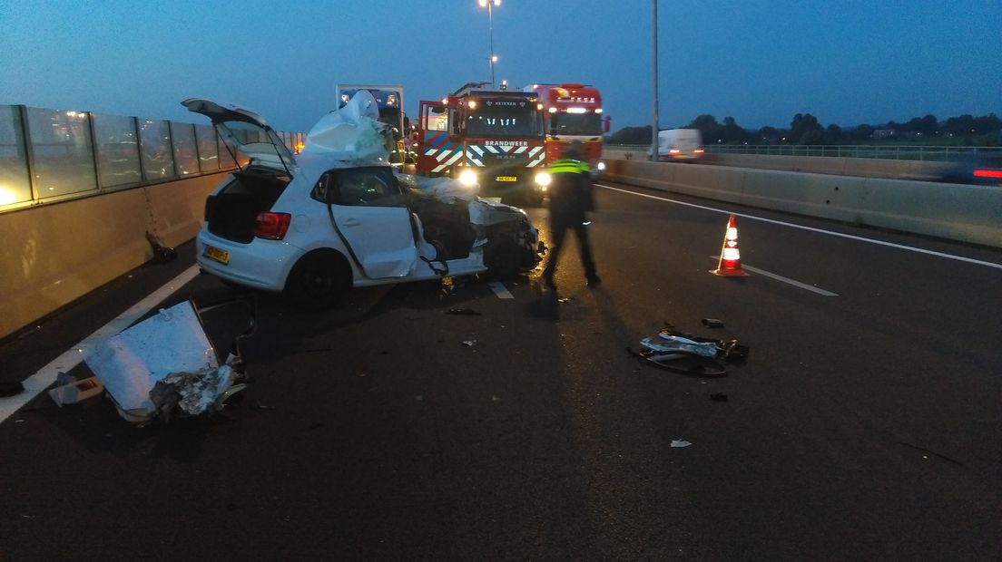 Vijf gewonden na ongeluk op A50 tussen Heteren en Renkum - Omroep Gelderland