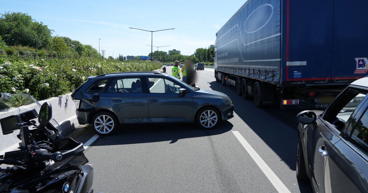 112-nieuws: Aanrijding op A28 tussen Groningen en Haren - RTV Noord