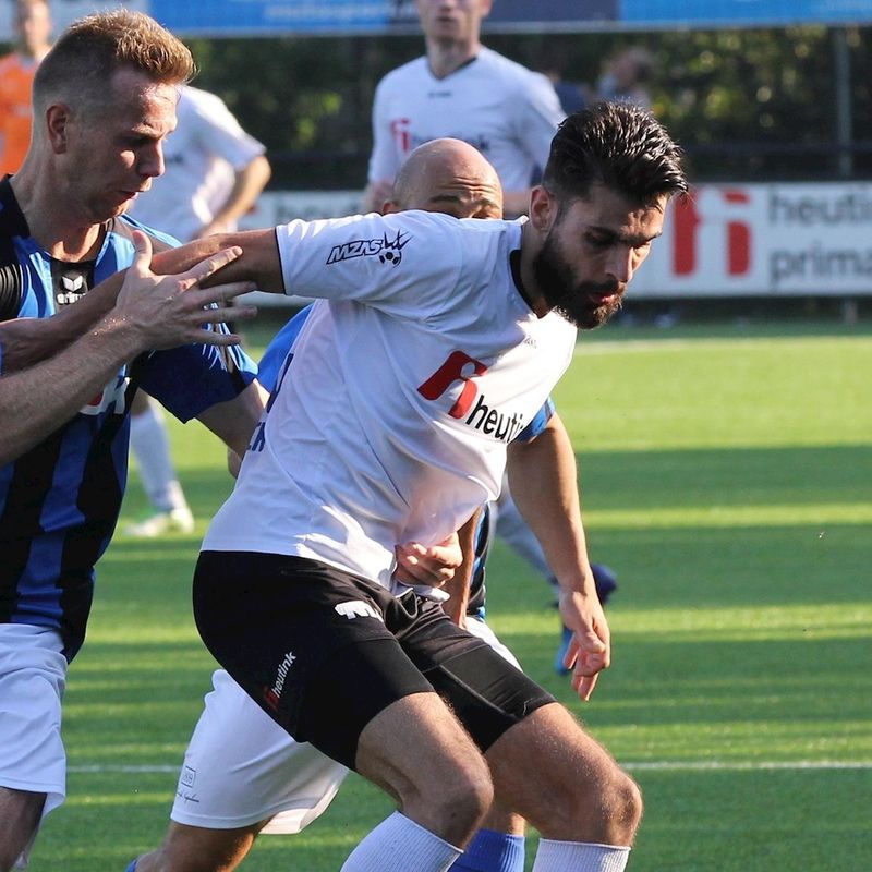 Topscorers top- en hoofdklasse: Philip Ties en Deniz Sahbaz alleen aan ...