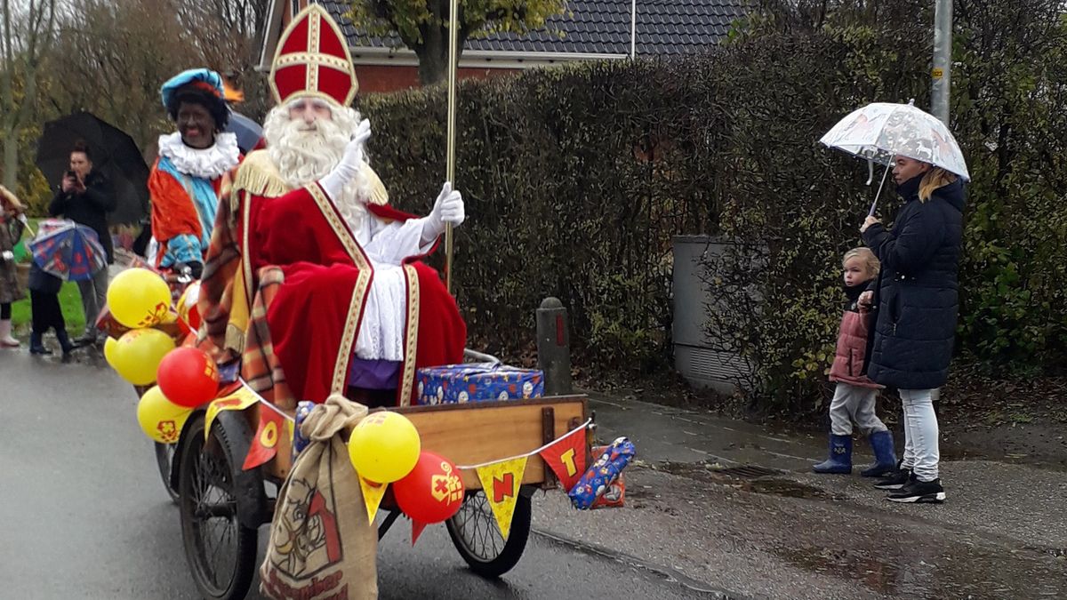 In beeld: de Sint komt (opnieuw) aan in onze provincie - RTV Noord