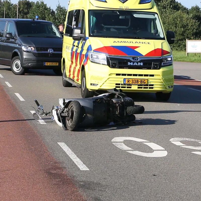 Twee gewonden bij botsing in Hoogeveen - RTV Drenthe