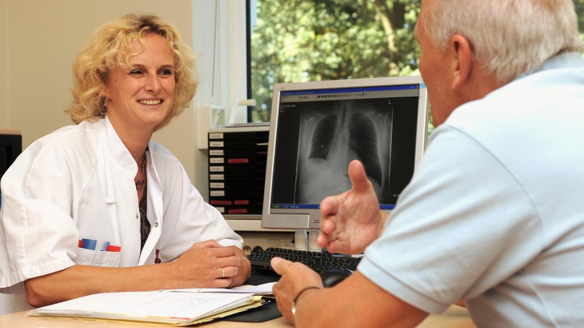 Longarts onderzoekt wie risico loopt om longziekte COPD te krijgen ...