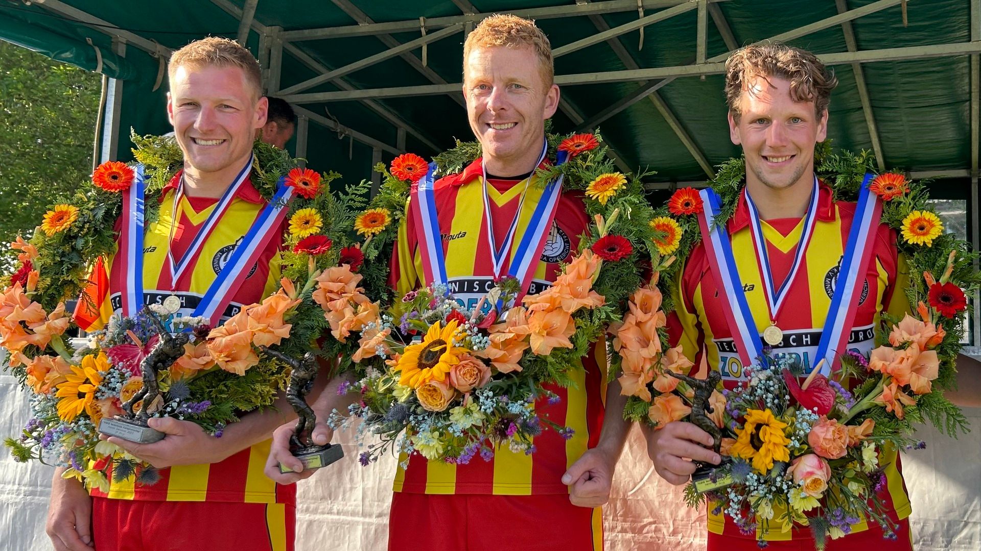 Minnertsga verrast Bitgum in finale NK kaatsen - Omrop Fryslân