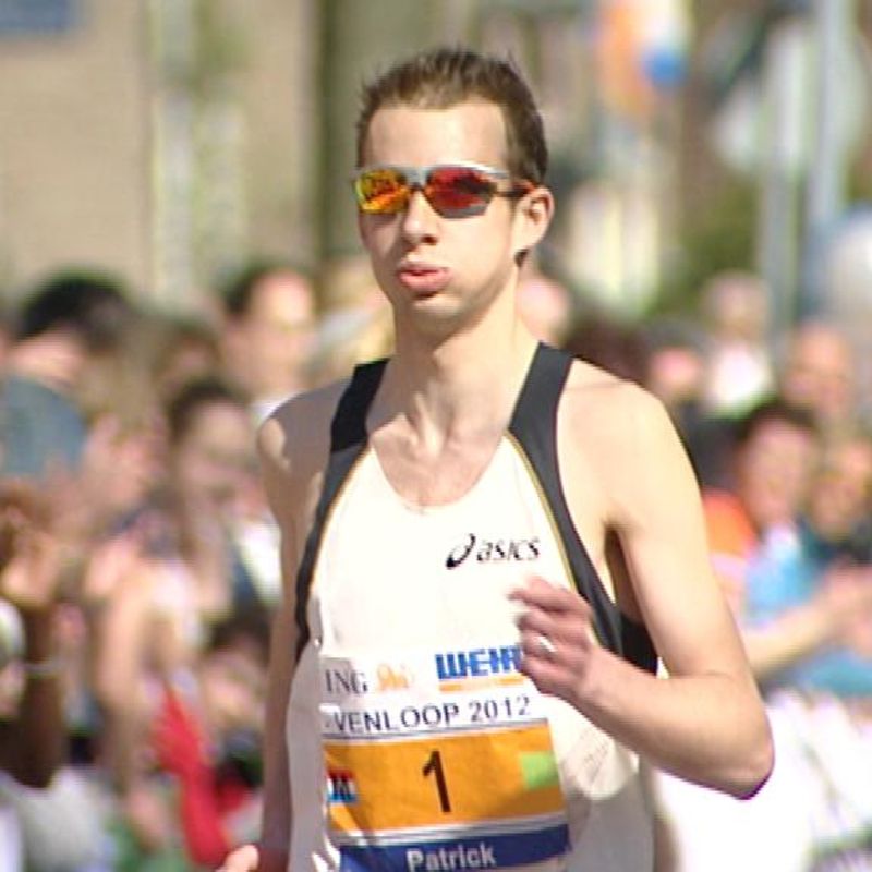 Stitzinger aast op nieuw record - L1