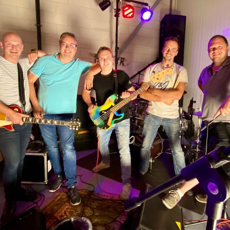 Band ‘The Famous Dutch Guys’ uit de Kop van Overijssel maakt dé ...
