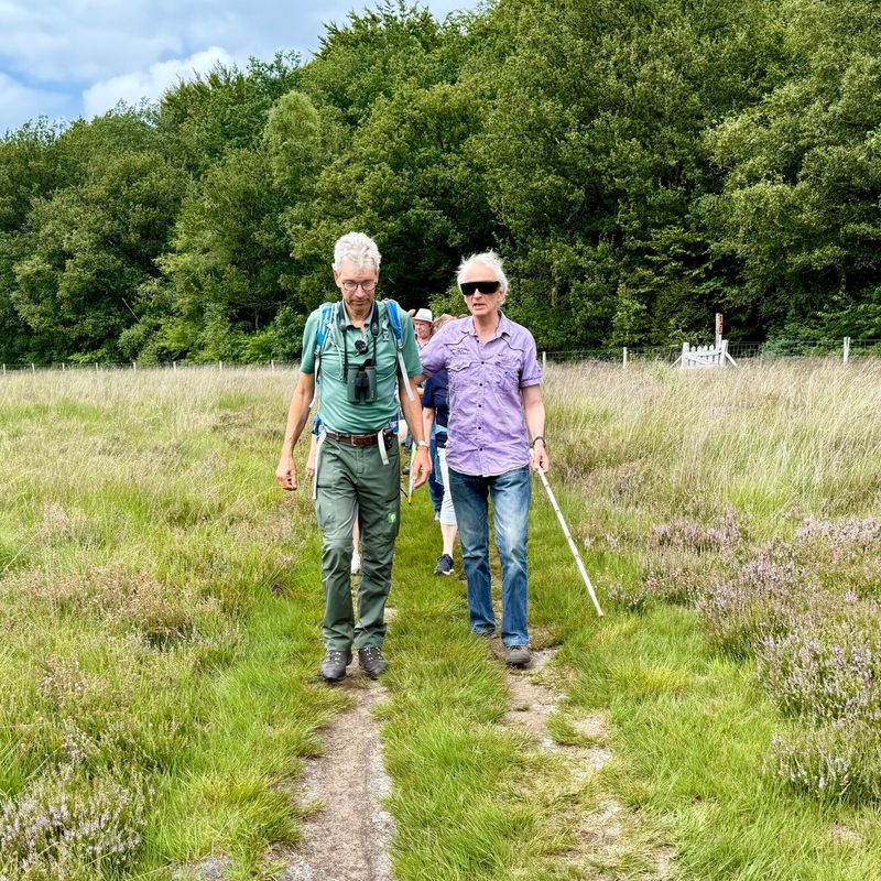 Wandeling voor blinden en slechtzienden in Drouwen: 'Geeft mij een ...