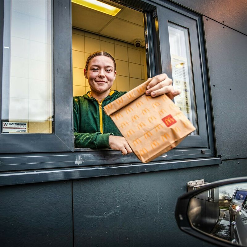 Wethouder Coen Bertijn: 'McDonald's is goed voor imago Vlissingen ...