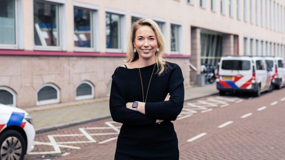 Na botsingen met PVV van Wilders stapt Ingrid Coenradie over naar JA21 ...