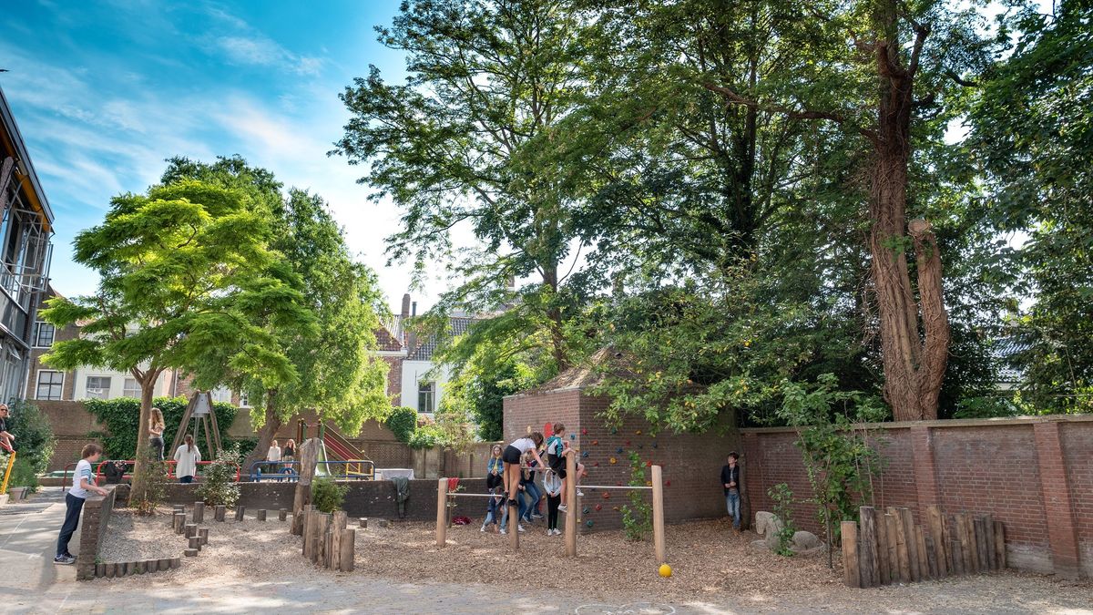 Basisschool Acaciahof in Middelburgse binnenstad gaat dicht - Omroep ...