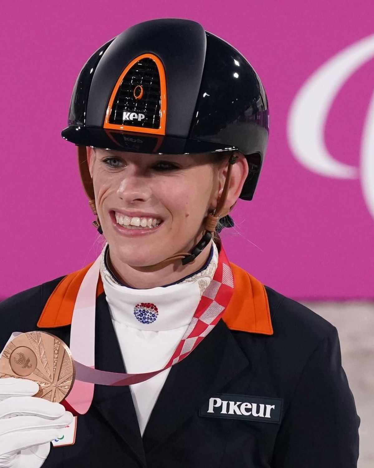 Rixt van der Horst is A-status kwijt; met kerstmarkt hoopt ze geld ...