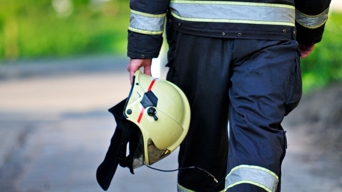 Brandweerman gewond bij blussen zolderbrand in tussenwoning - L1 Nieuws