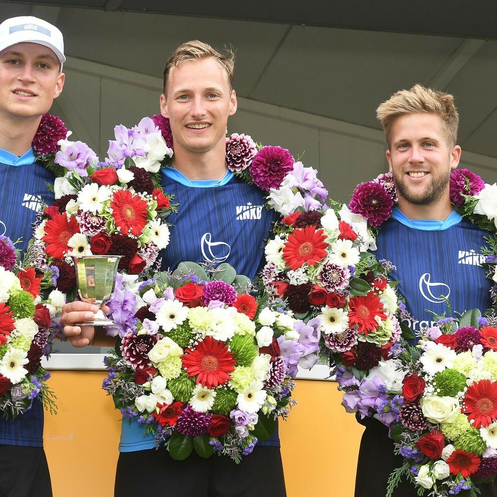 Van Zwieten, Minnesma en Steenstra winnen in Kimswerd - Omrop Fryslân
