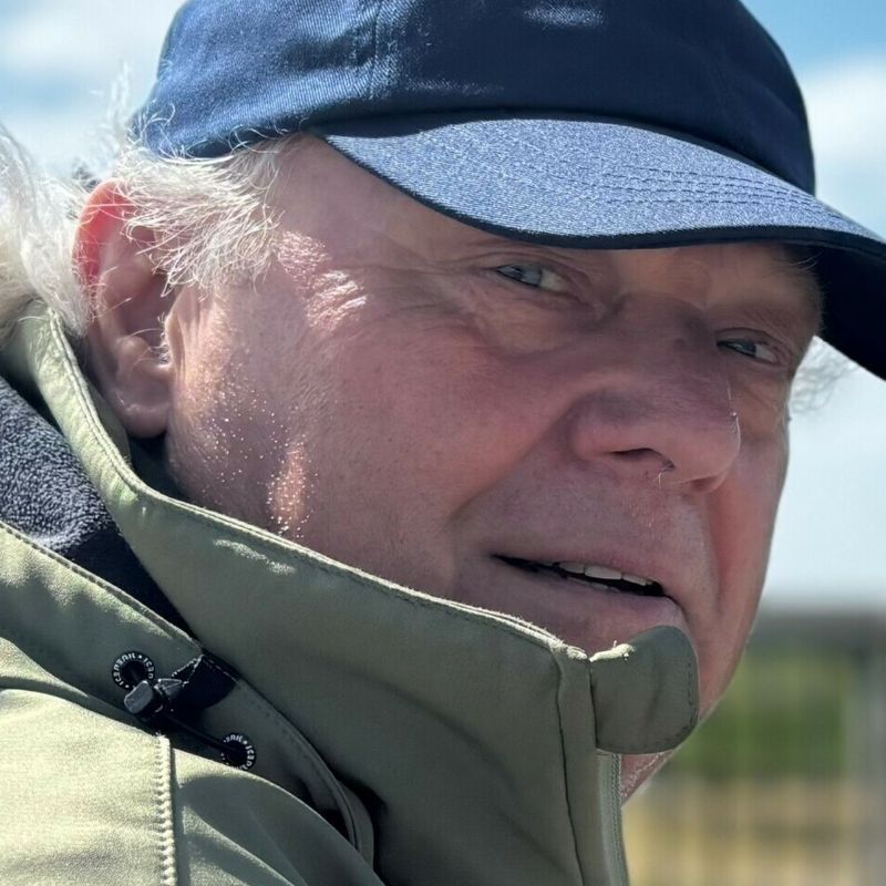 Gurbe Douwstra woe gjin soere âlde man wurde: "Ik bin pake, dat is ...