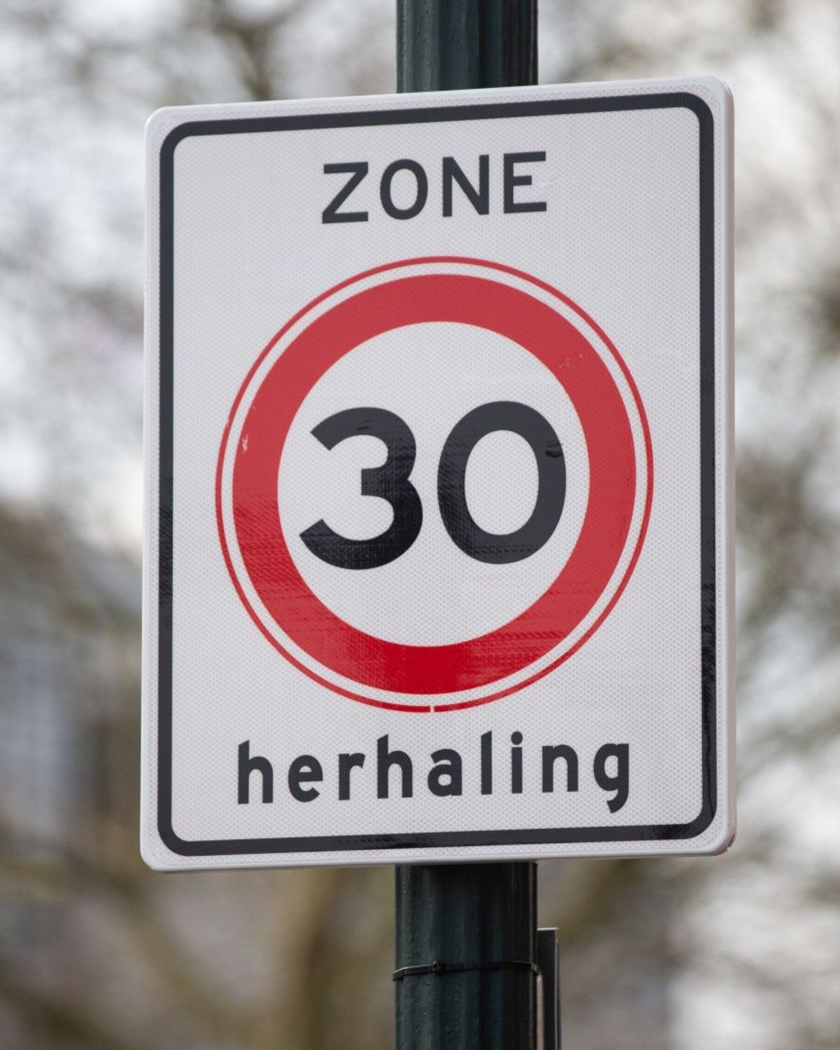 Onveilige kruispunten worden aangepakt, ook op meer plekken 30 km/u - Omroep West