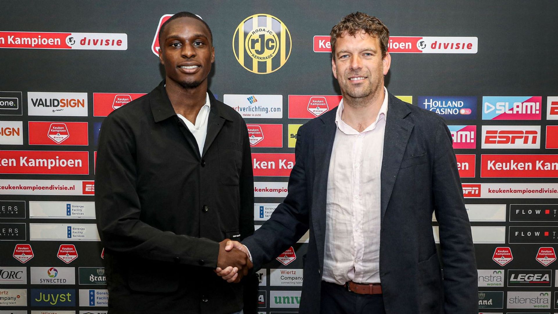 Flater of niet: FC Emmen-proefspeler Kongolo naar Roda JC - RTV Drenthe