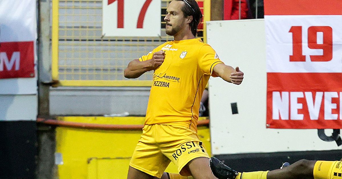 Sprookje Van Voetballer Oege Sietse Van Lingen Is Afgelopen Na Verlies Tegen Gzira United