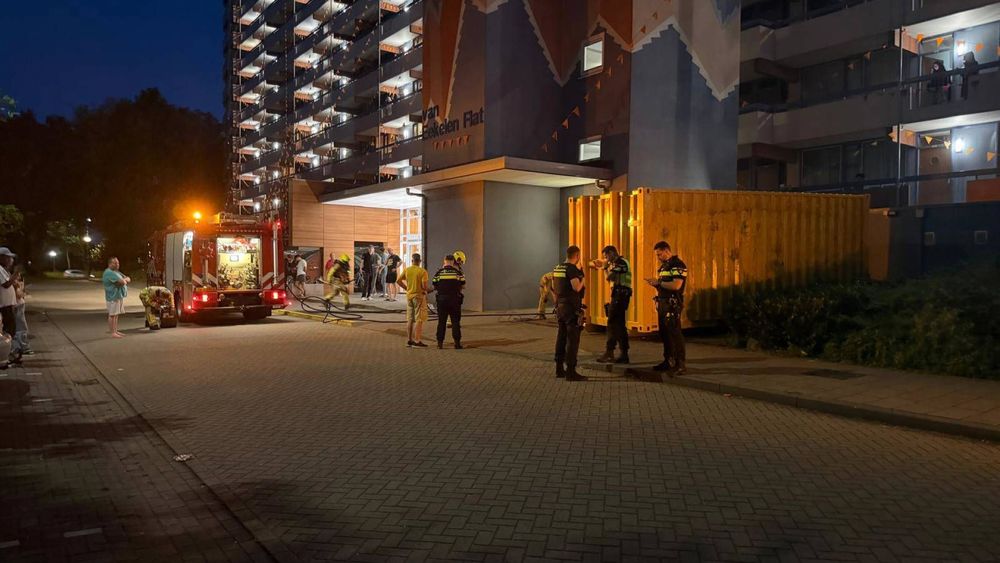 Elektrische fiets vat vlam in flat in Ede - Omroep Gelderland