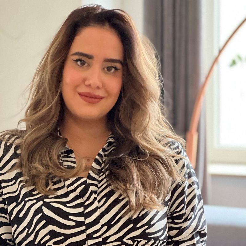 Elnaz begon 18 jaar geleden op vmbo-kader en is nu arts: 'Er is geen ...