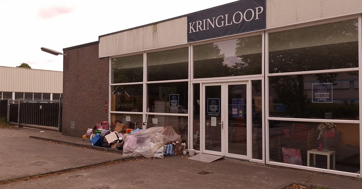 Kringloopwinkel Winschoten: stop met het dumpen van tweedehandspullen ...