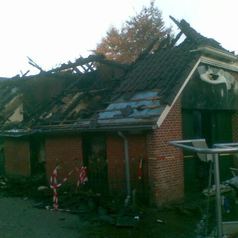 Brand legt discotheek Pruim in Roden in as - RTV Drenthe