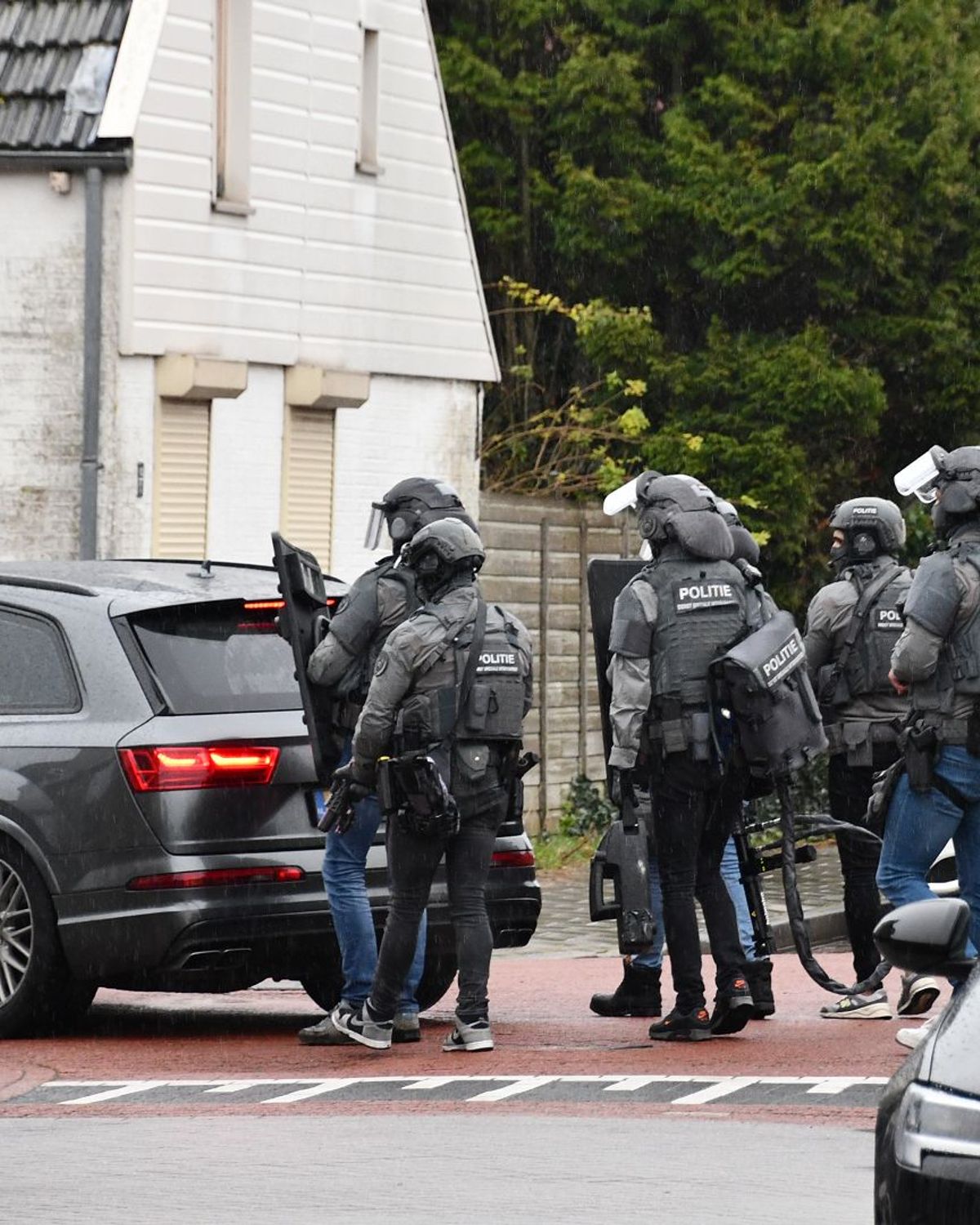 Arrestatieteam Biervliet kwam in actie vanwege luchtbuks - Omroep Zeeland