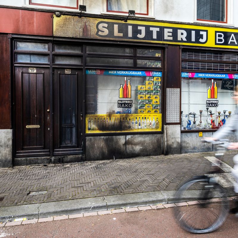 Politie vindt dreigbrieven na explosies bij slijterijen: 'Het is ...