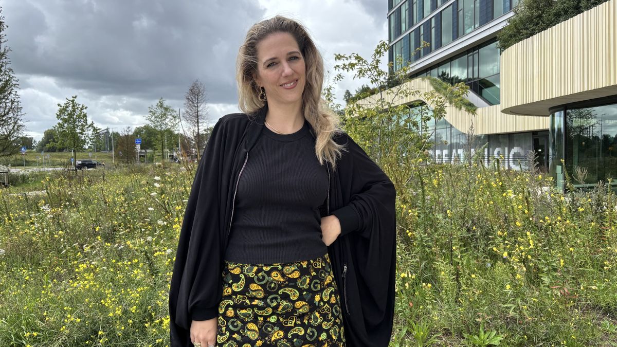 Stemmingmakers met schrijver, columnist en journalist Emma Curvers - L1