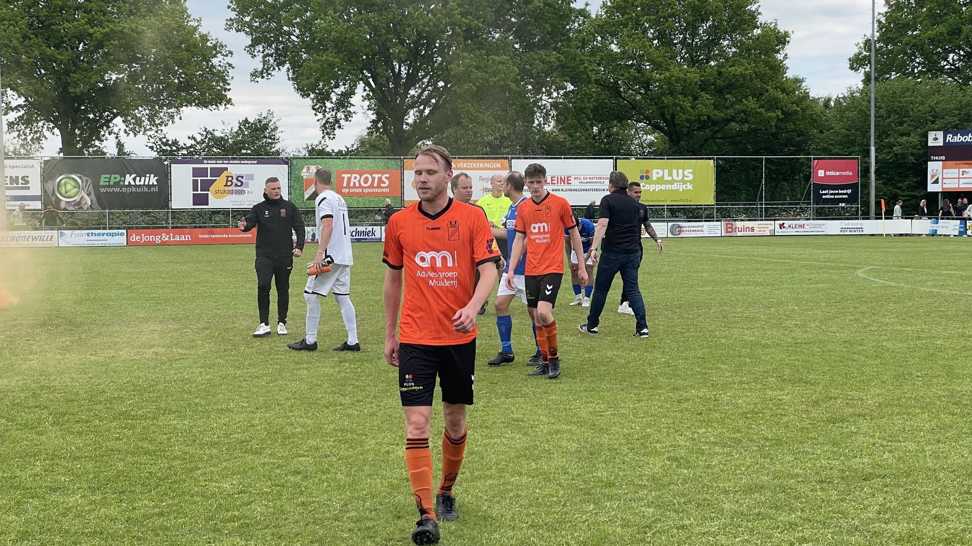 Hollandscheveld degradeert na nederlaag tegen Hoogeveen - RTV Drenthe