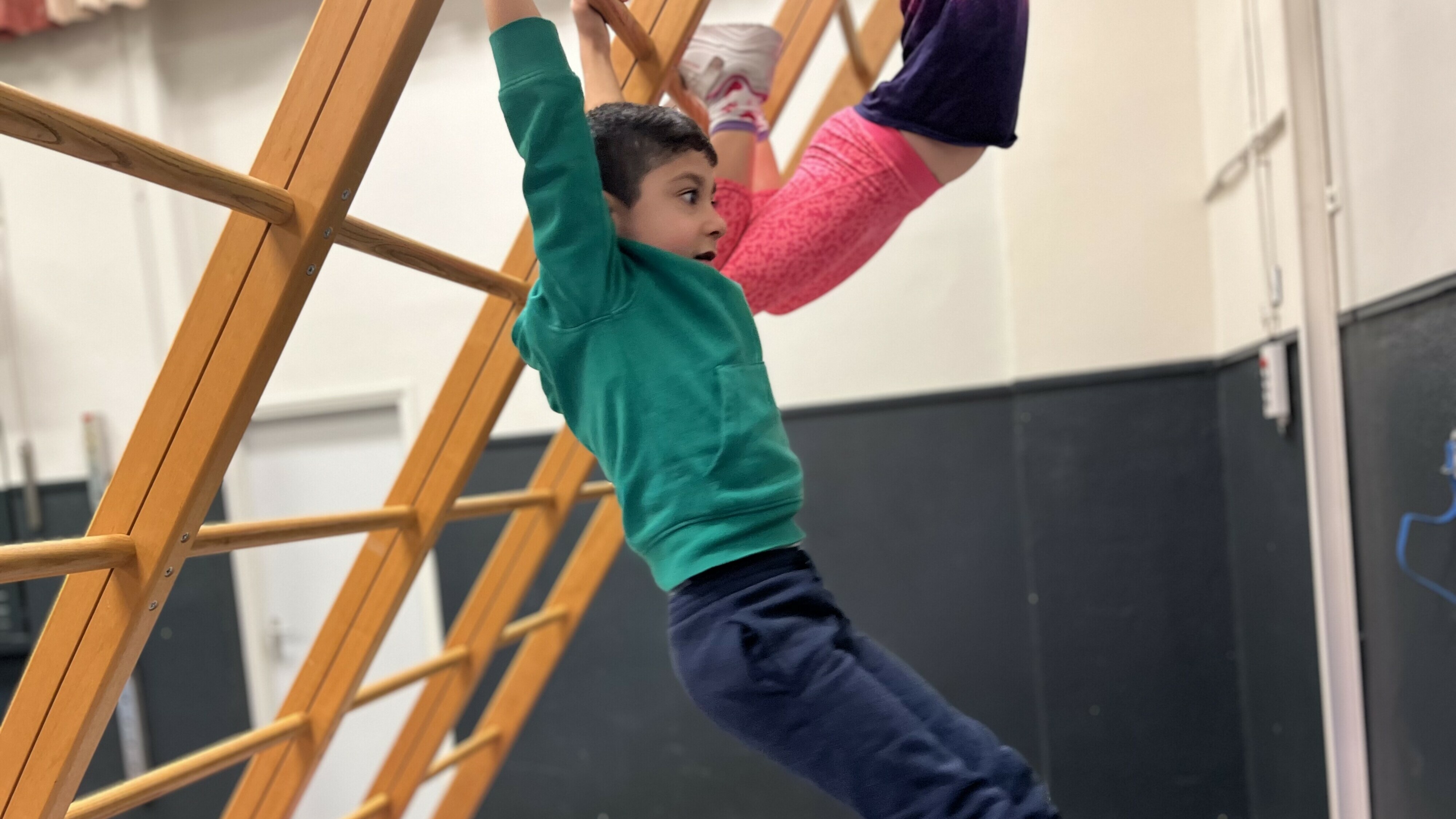 'Hard rennen en geen zware kleren dragen', zo win je volgens Evi en ...