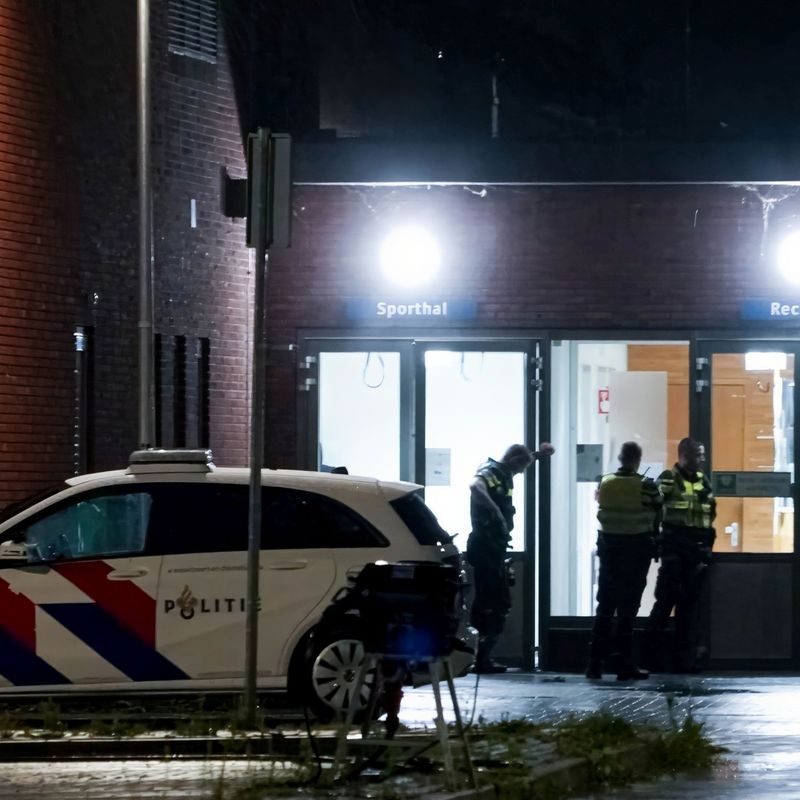 Gewonde bij steekpartij azc in Ter Apel - RTV Noord