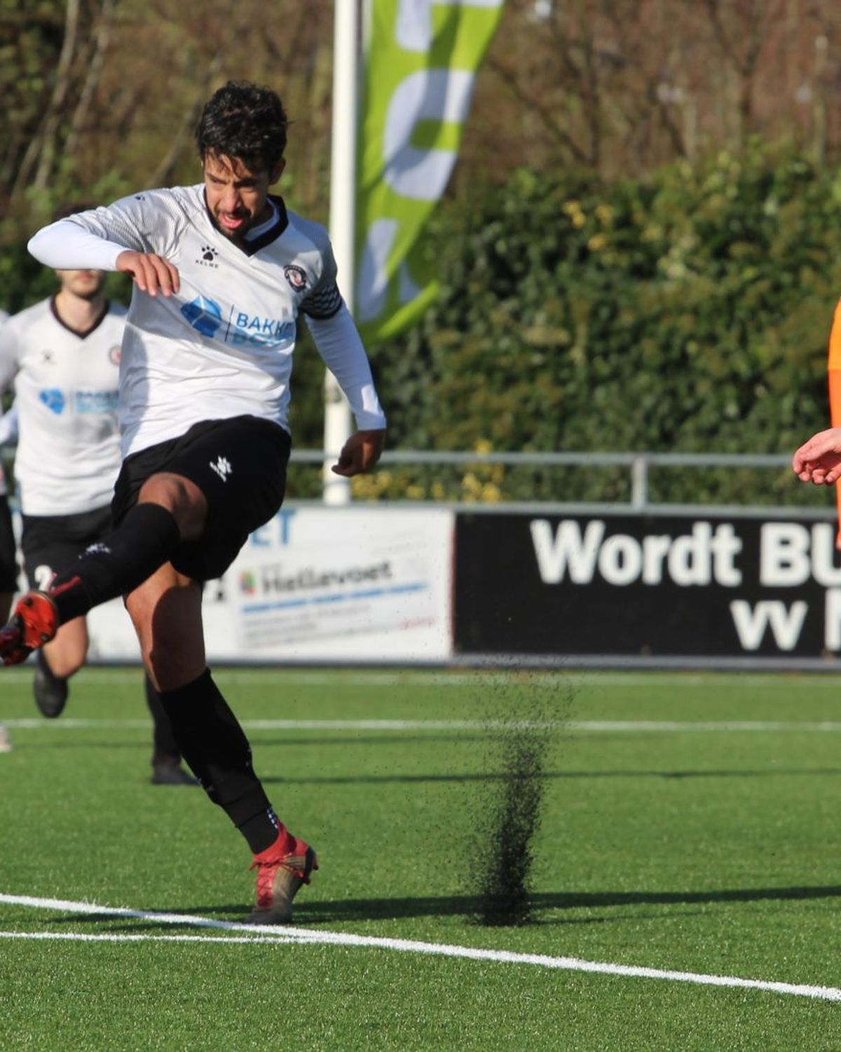 Ruime nederlaag voor Terneuzense Boys op bezoek bij BVCB - Omroep Zeeland