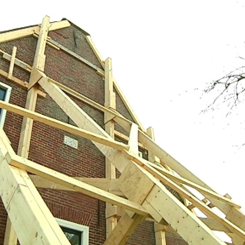 Huis met de hoogste stutten gaat plat - RTV Noord