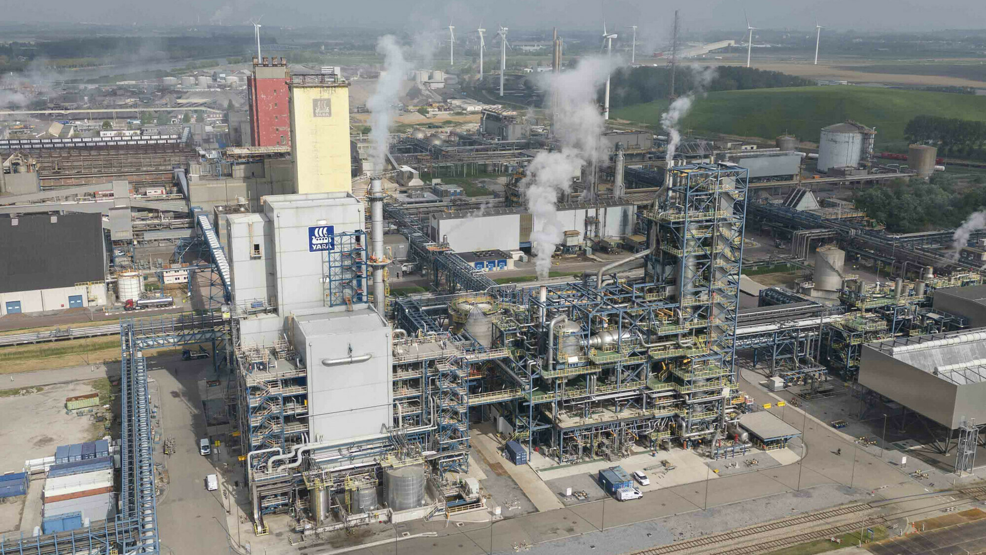 Raad van State tikt provincie op de vingers: Yara moet tóch nieuwe ...