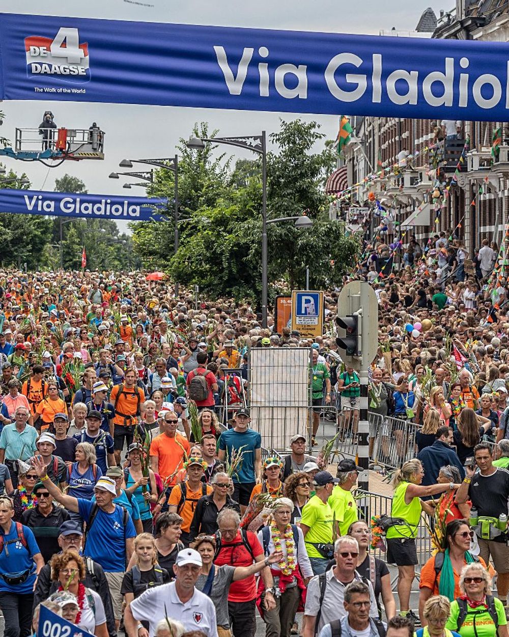 Via Vierdaagse sleept je door je eerste 4Daagse - Omroep Gelderland
