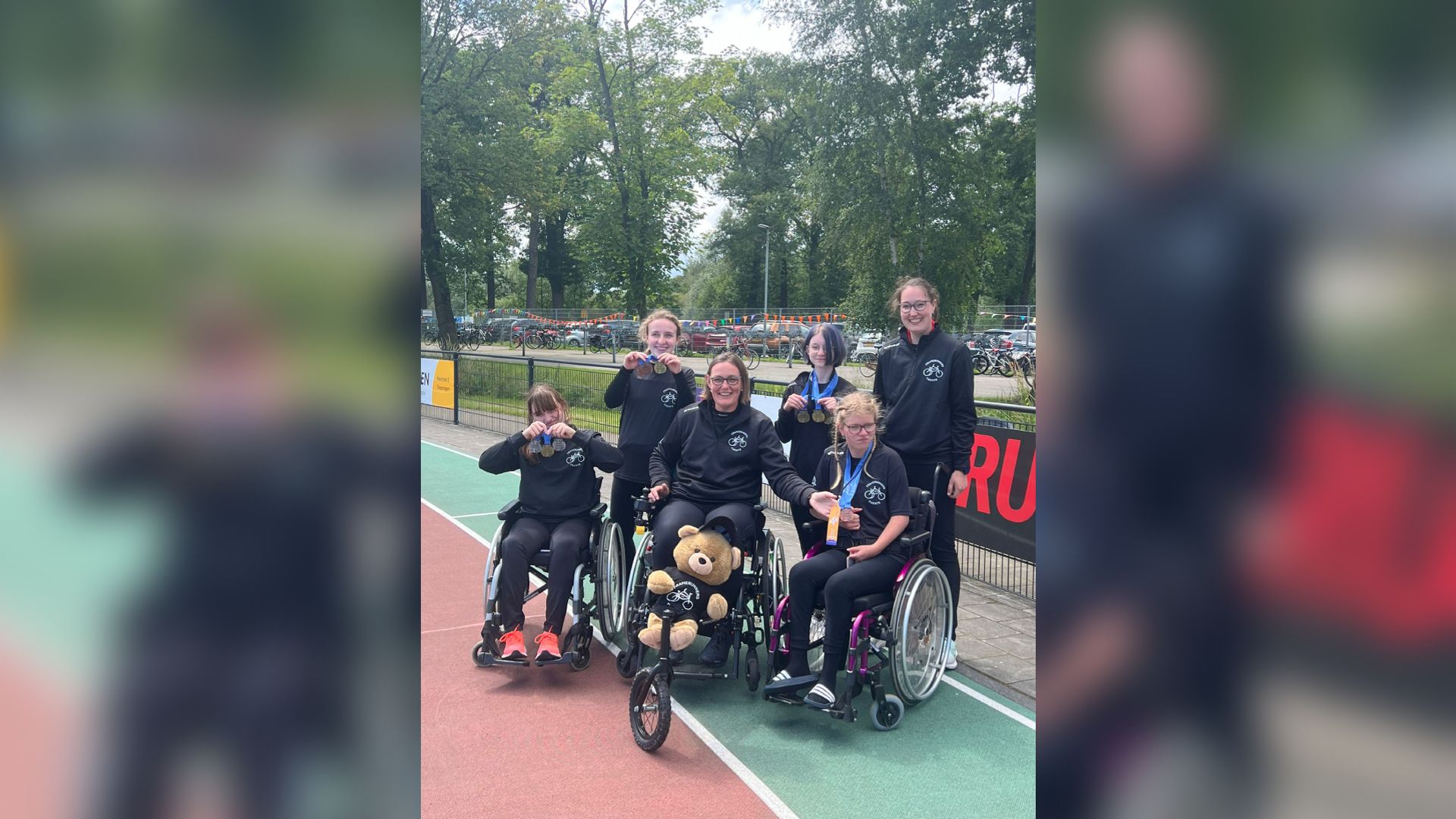 Framerunners oet Twente grossieren in medailles op Special Olympics ...