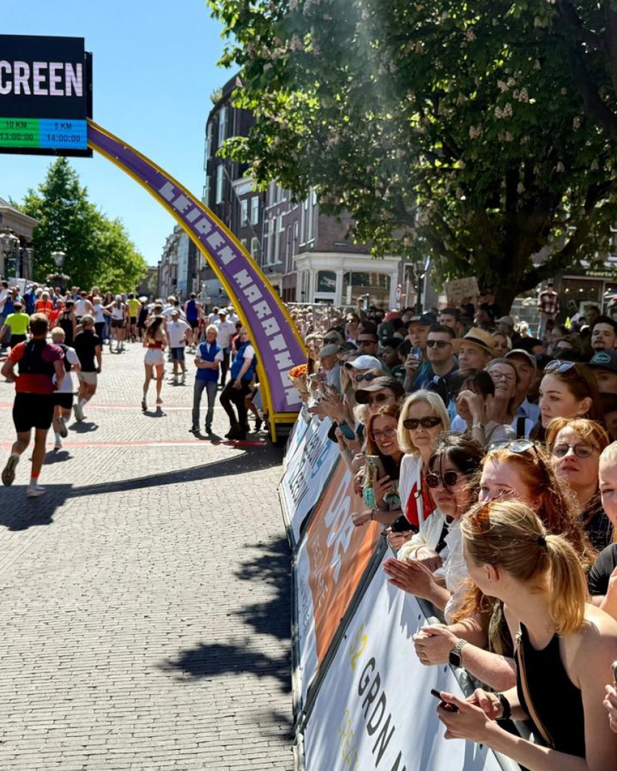 Liveblog Leiden Marathon | Warme editie, hardloper gereanimeerd op het ...