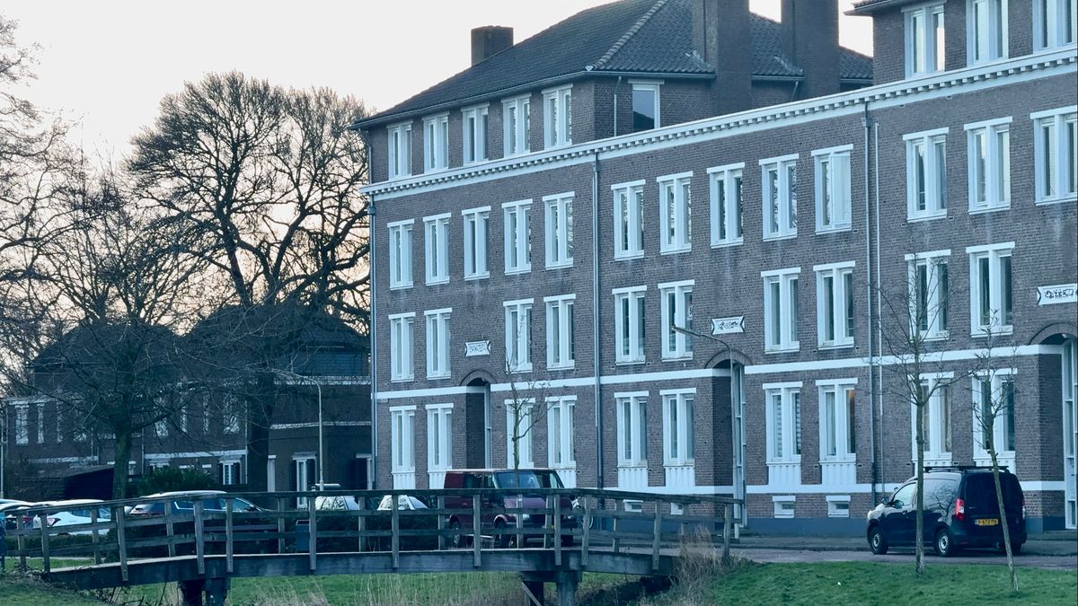 Vrouw (27) in Gorinchem is doodgestoken, gewonde man (26) is verdachte - Rijnmond