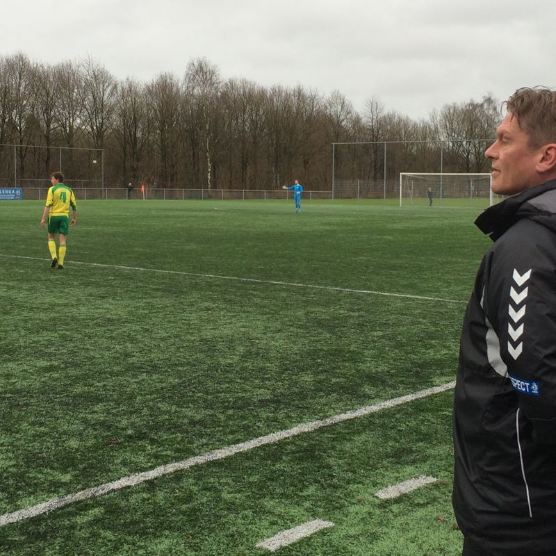 Martin Drent start met ruime zege bij LTC: 1-4 - RTV Drenthe