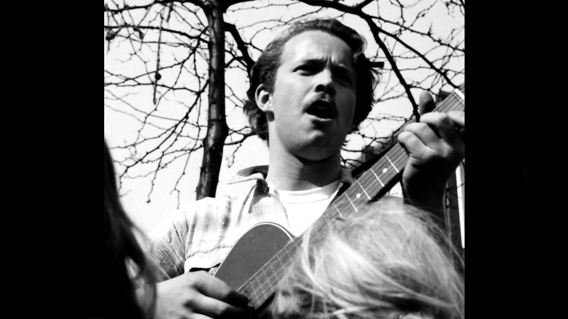 Peter Blanker zingt nog één keertje in zijn eigen Rotterdam - Rijnmond
