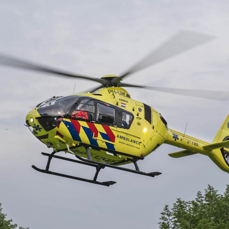 Man (82) op fiets overleden na botsing met andere fietser - Omroep West