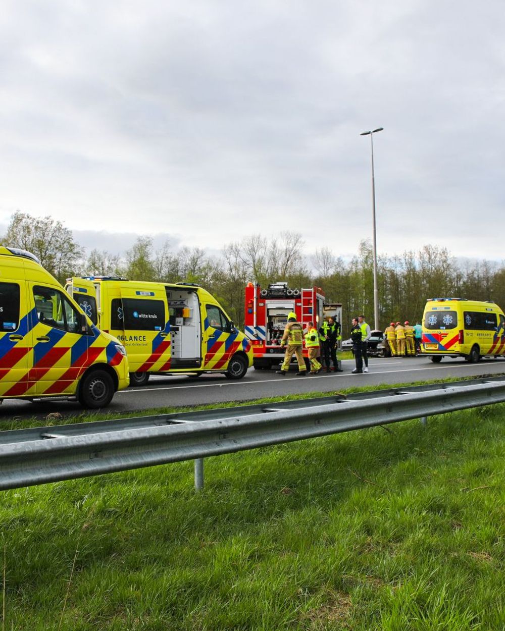 Drie gewonden bij ernstig ongeluk A50 - Omroep Gelderland
