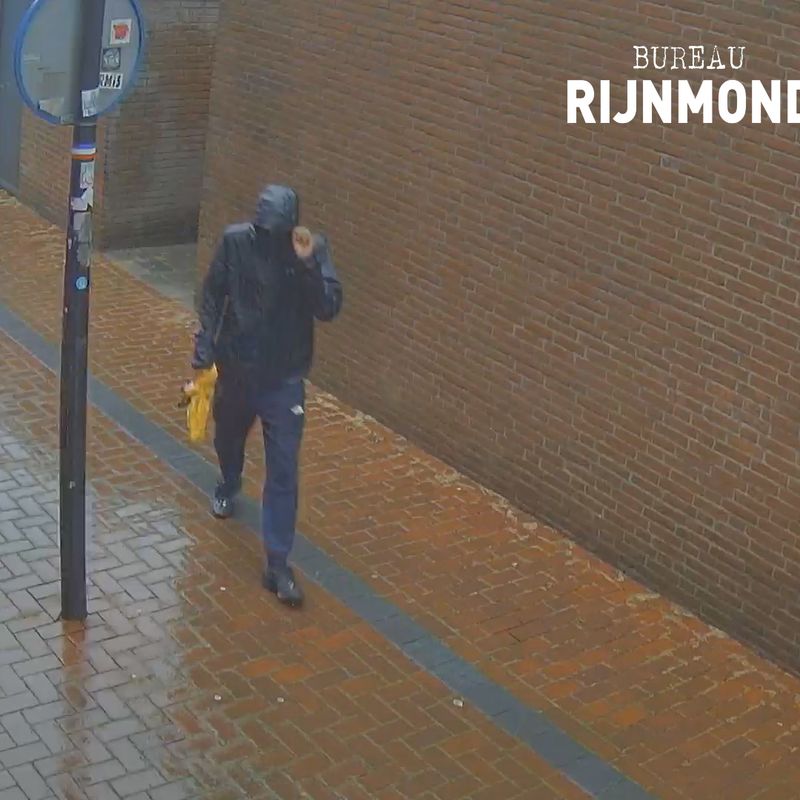 Gewapende overvaller schrikt en vlucht - Rijnmond