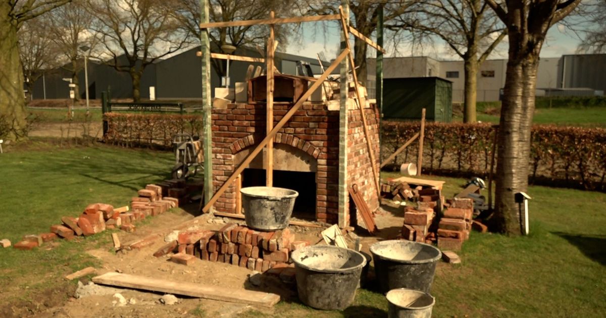 Museum Achterhoek bouwt oude oven en zoekt nu een bakker - Omroep ...