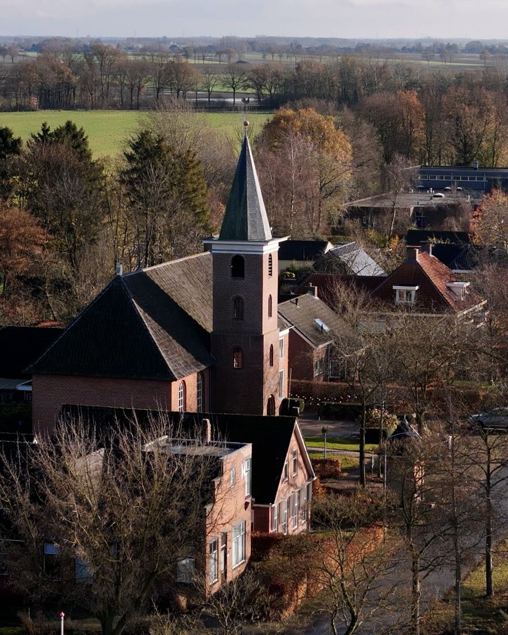 Serene wandeling langs roerige schimmen in Annerveenschekanaal - RTV ...