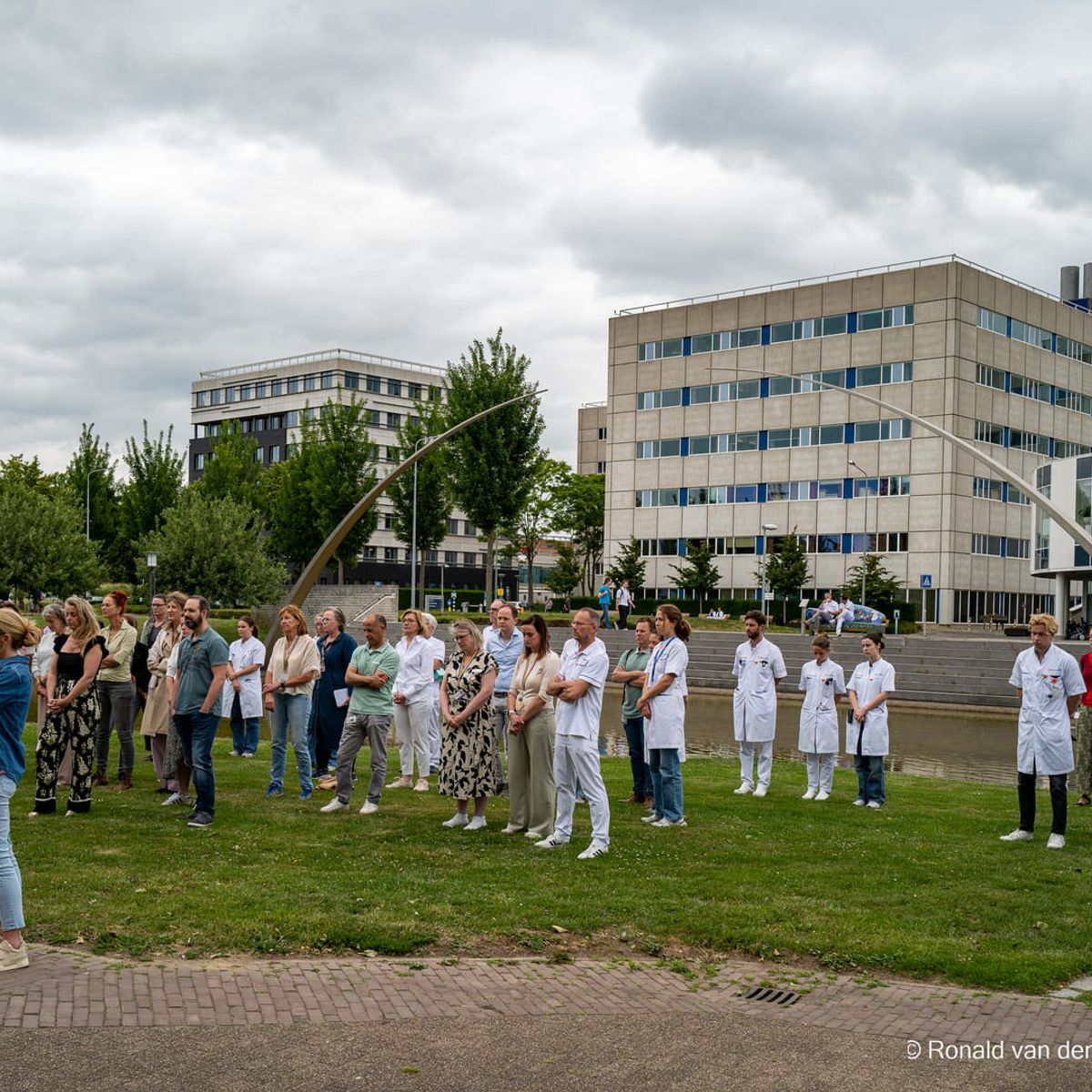 Maastricht UMC twee minuten stil voor collega's in conflictgebieden ...