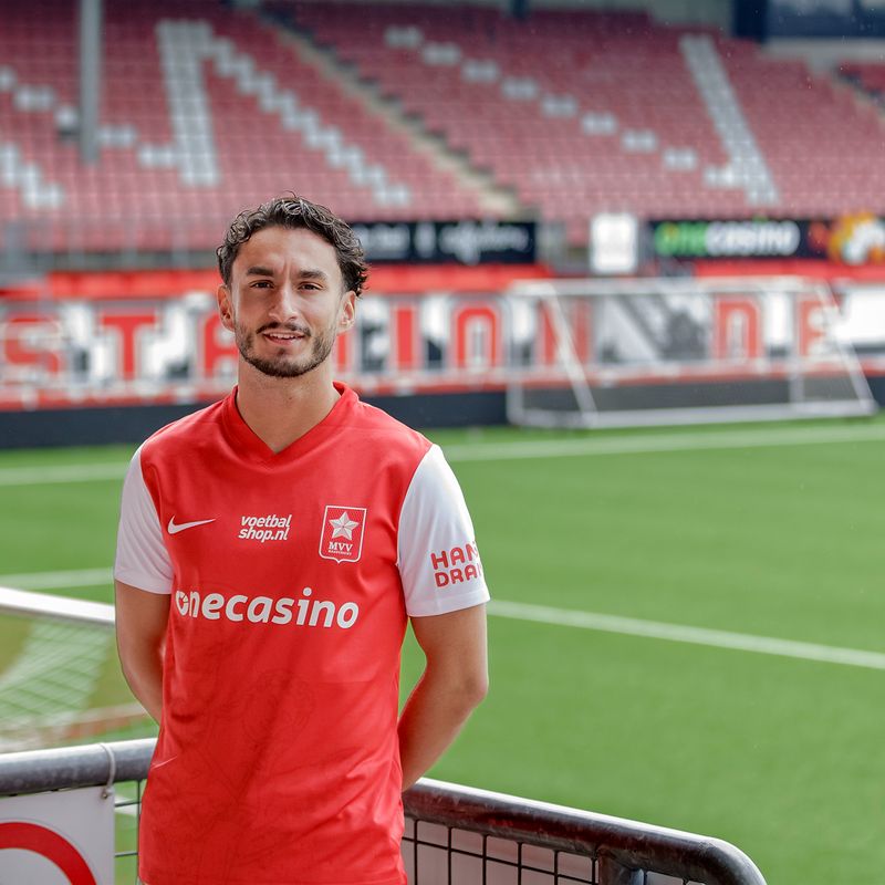 MVV legt buitenspeler Kassimi vast voor drie jaar - L1 Nieuws