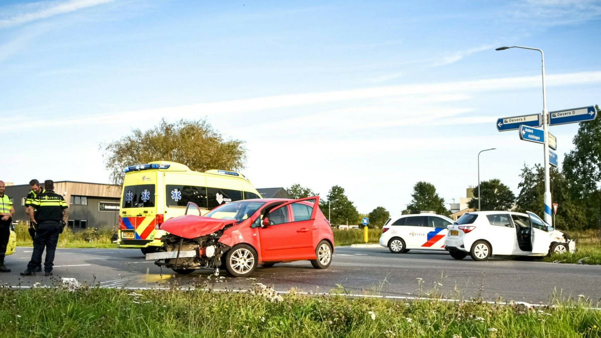 Twee gewonden bij ongeluk in Meppel - RTV Drenthe