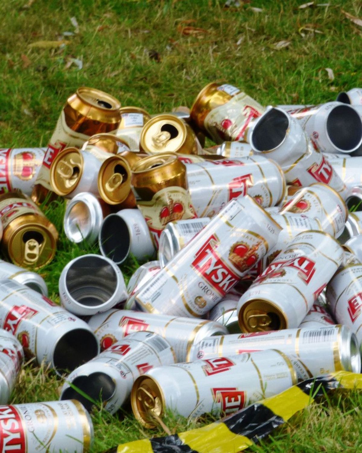 Harde muziek en afval: studenten zijn overlast van feestende studenten ...
