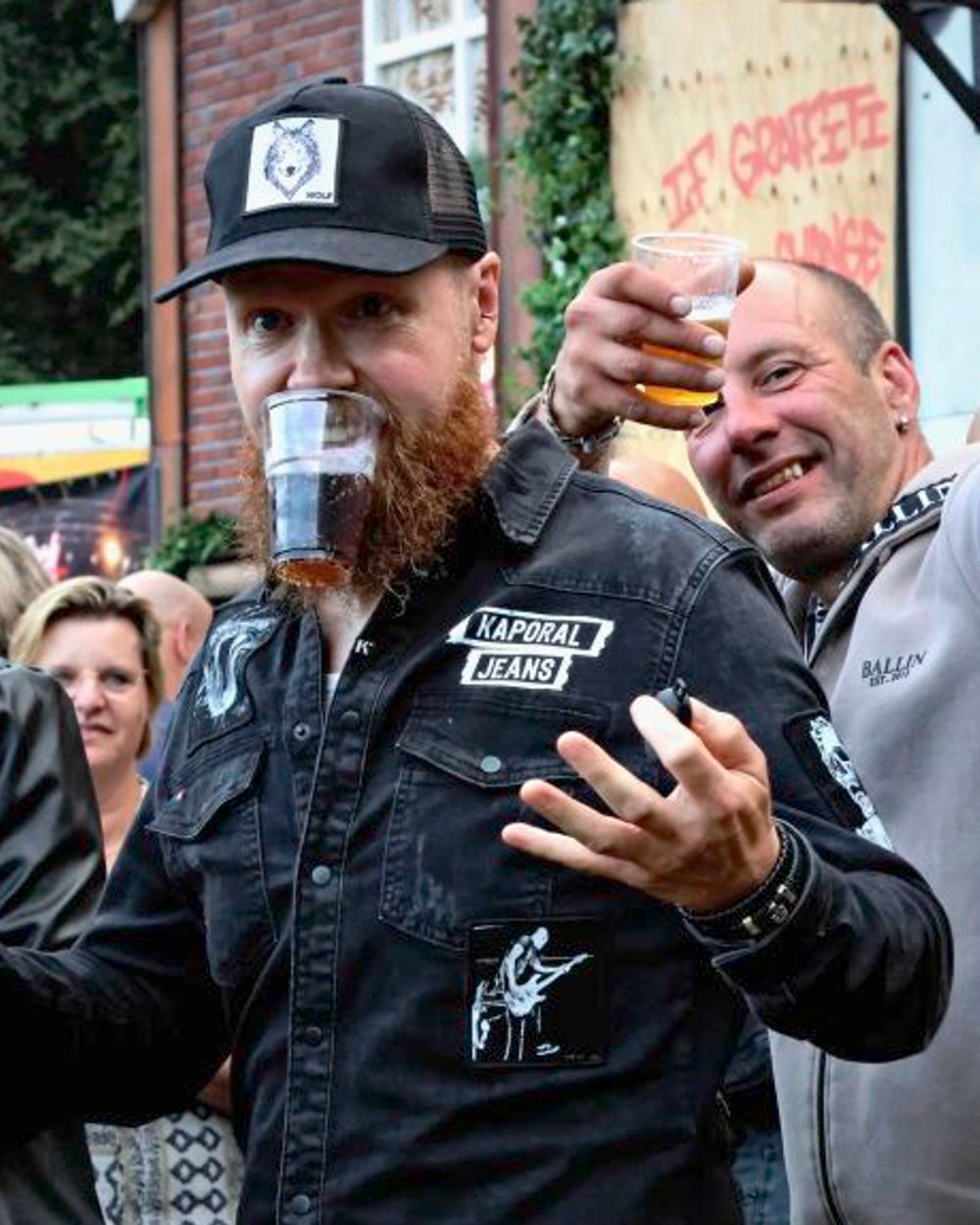Kijk hier de foto's terug van Rock Tribute Festival in Raalte - Oost